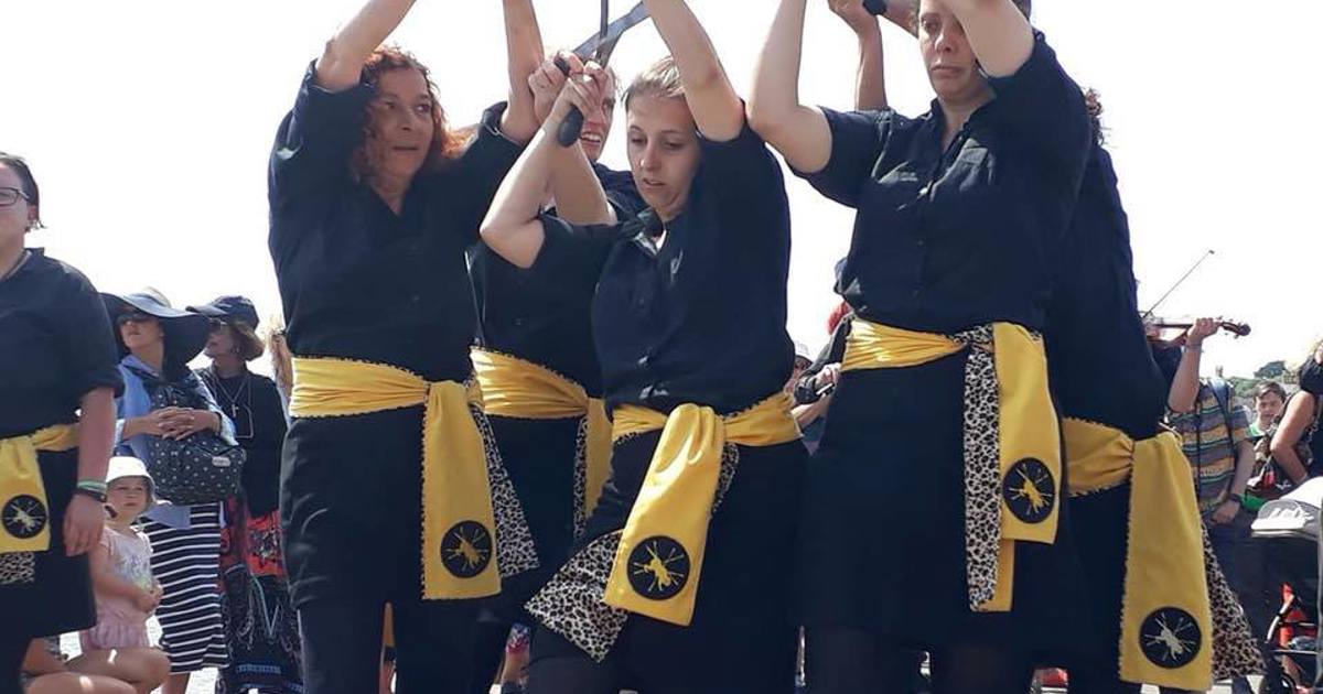 Whip the Cat Rapper and Clog Feature at Dancing England at Nottingham ...