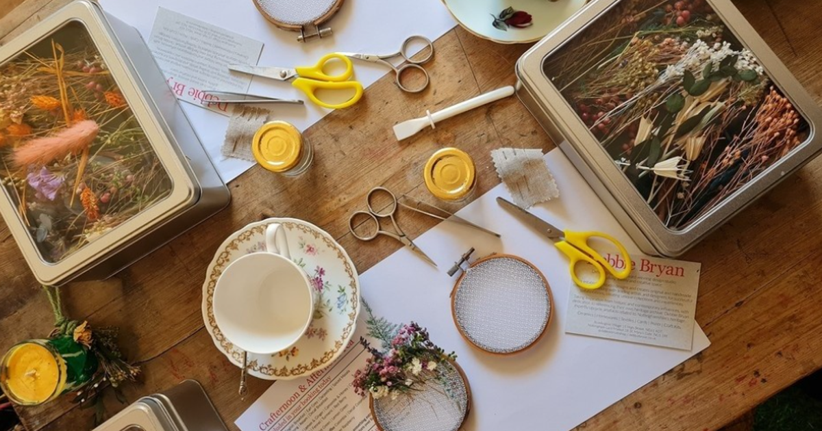 Mother's Day Dried Flower Embroidery Crafternoon - Leftlion ...