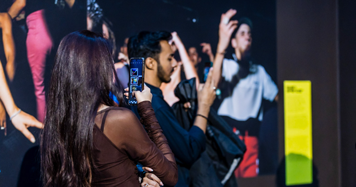 Free Lunchtime Walkthrough: Weird Hope Engines (bsl Interpreted) - Leftlion - Nottingham Culture