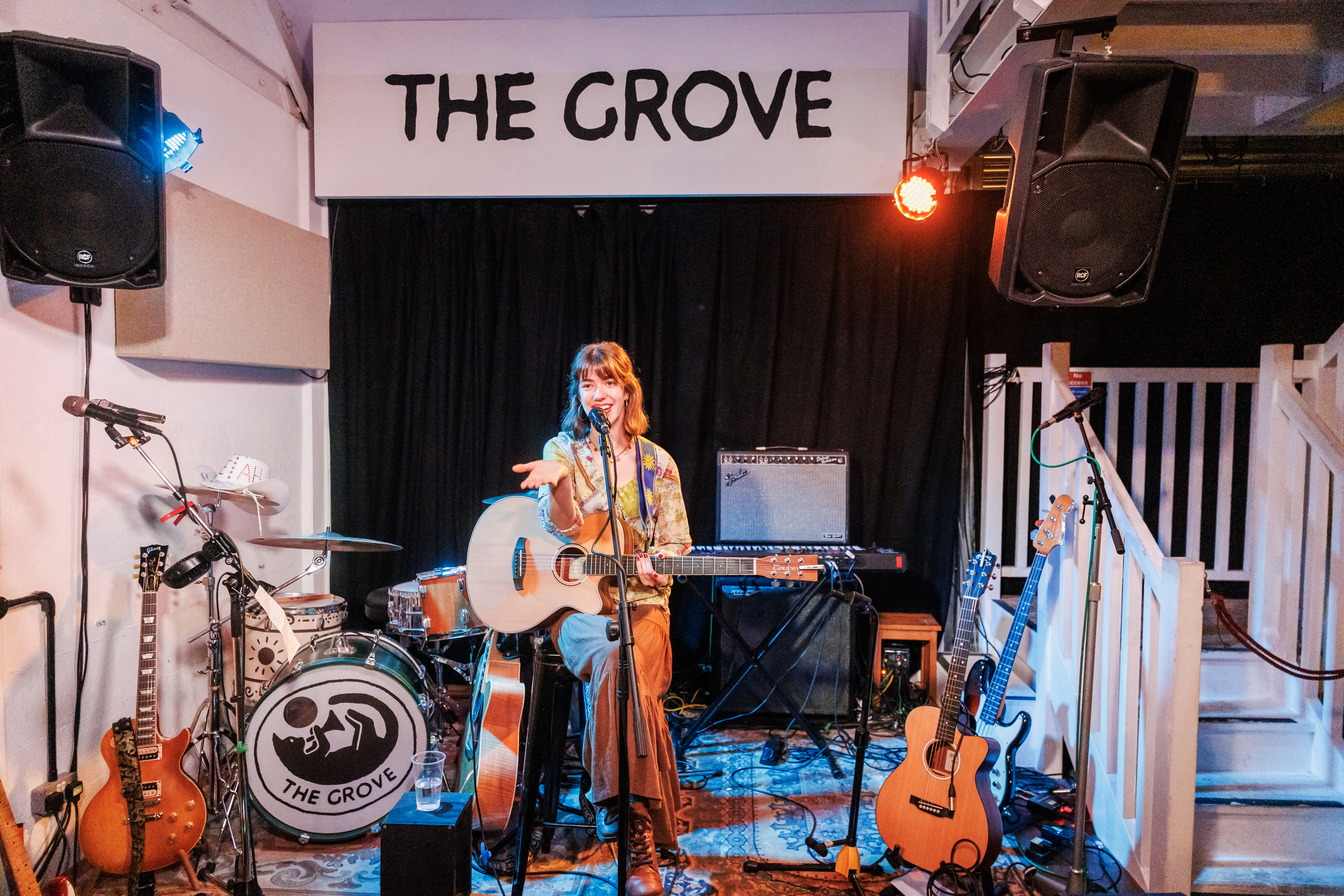 In photos: Leah Wilcox at The Grove, with Josie Beth and Cara Flynn ...