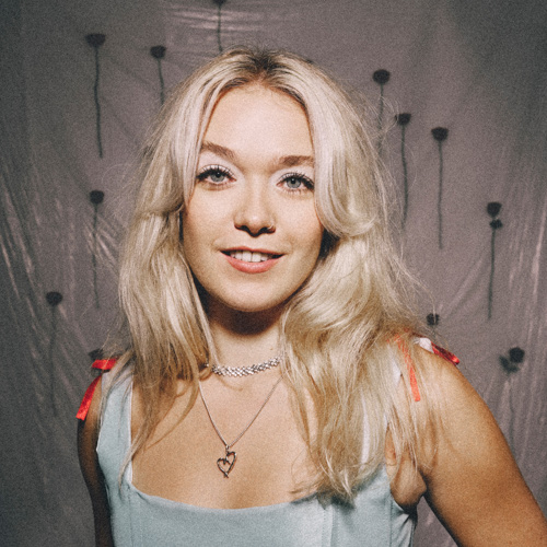 We chat to Better Joy about her EP, embracing vulnerability and touring ...