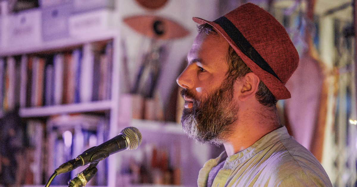 Gig review: Ben McElroy at By Our Hands, with R.Dyer and Leah Sinead - Nottingham Culture
